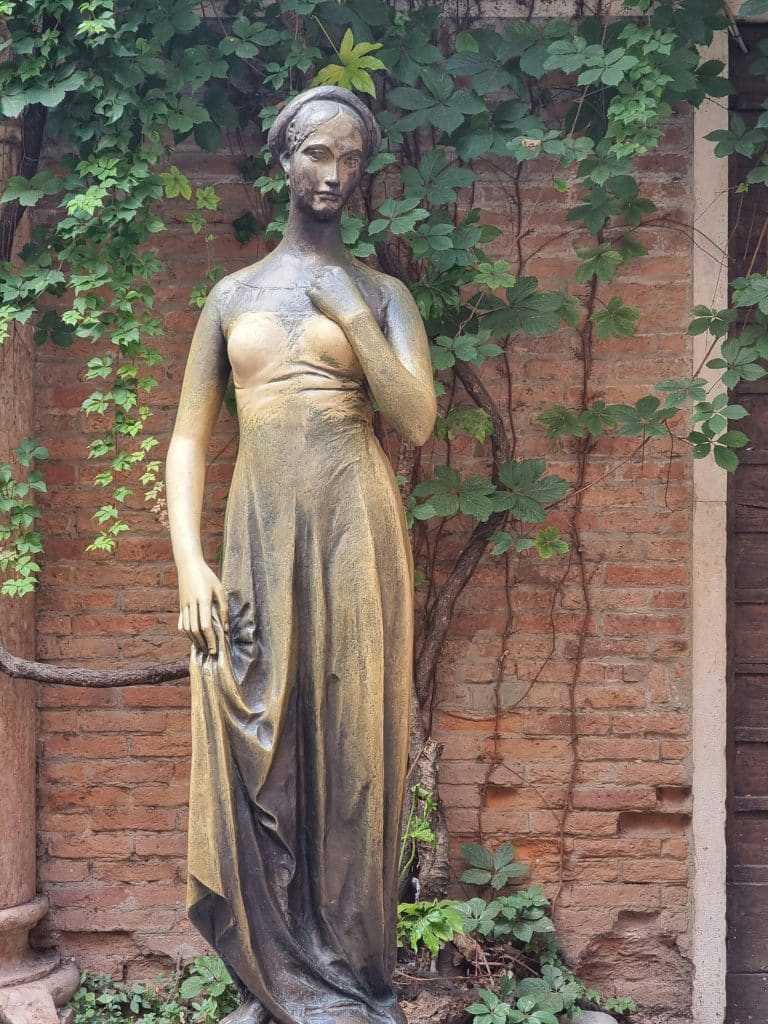 Verona en 1 Día: Guía para Viajar Barato por Italia - Travelers Viajeros